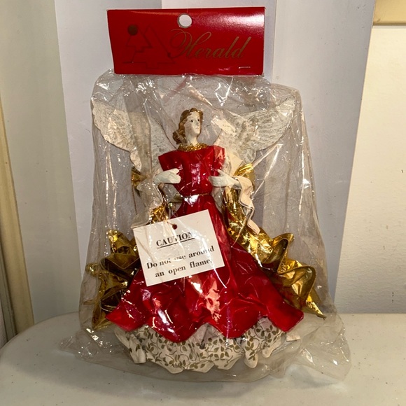 Dillards | Holiday | Vintage Dillards Herald Angel Paper Mache Tree ...